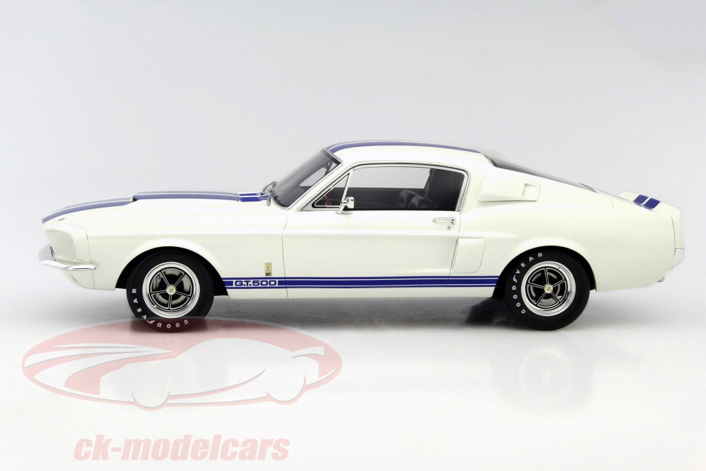 Ottomobile 1:12 Ford Mustang Shelby GT500 jaar 1967 wit / blauw G022 ...