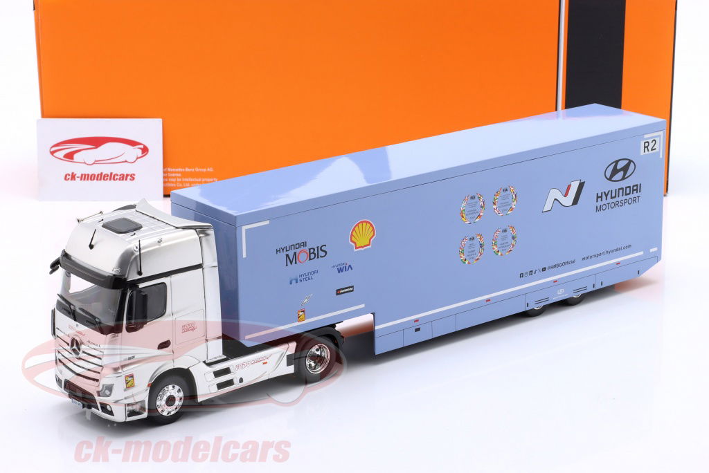 Ixo 1:43 Mercedes-Benz Actros MP4 Race car transporter Hyundai ...