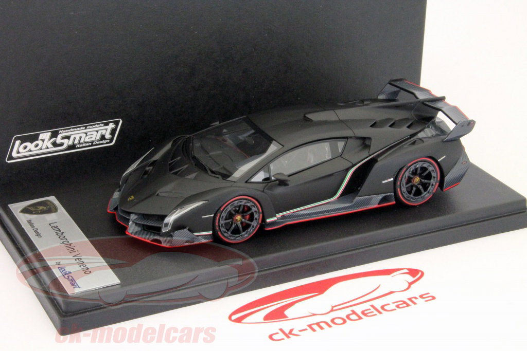 Black Lamborghini Veneno Shows